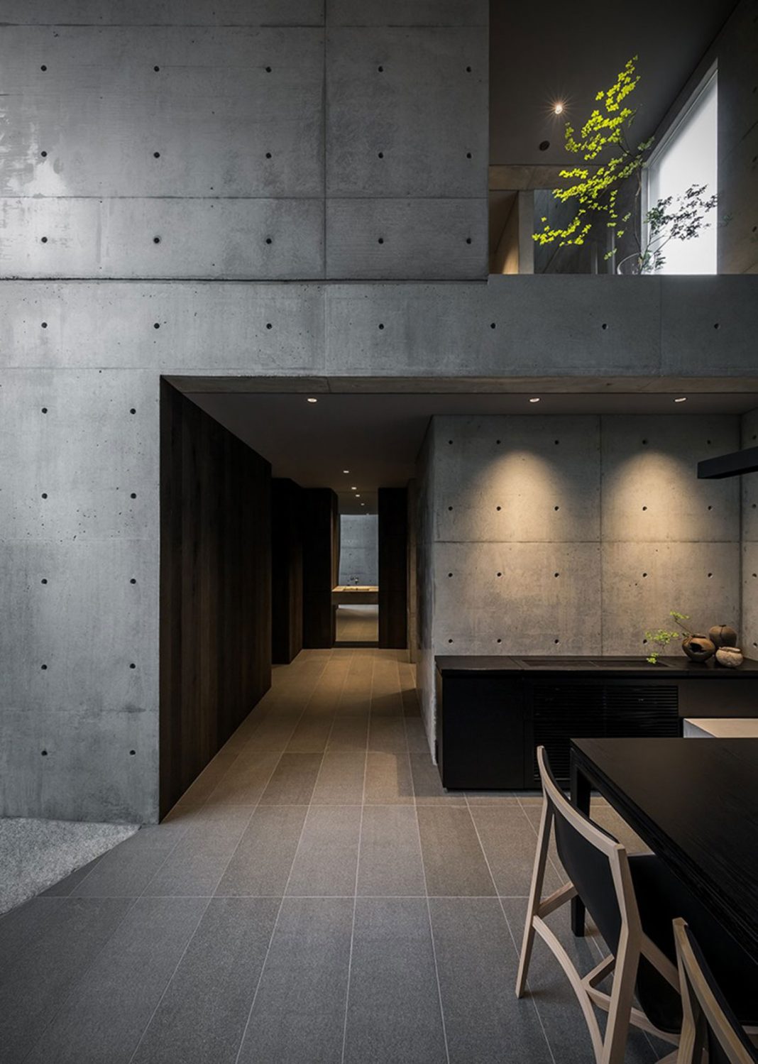 Minimalist Residence by Architecture Studio GOSIZE