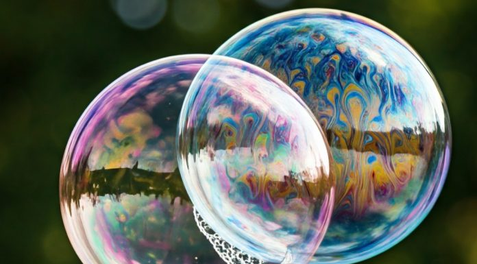 Top 10 Color Trends in Graphic Design for 2025